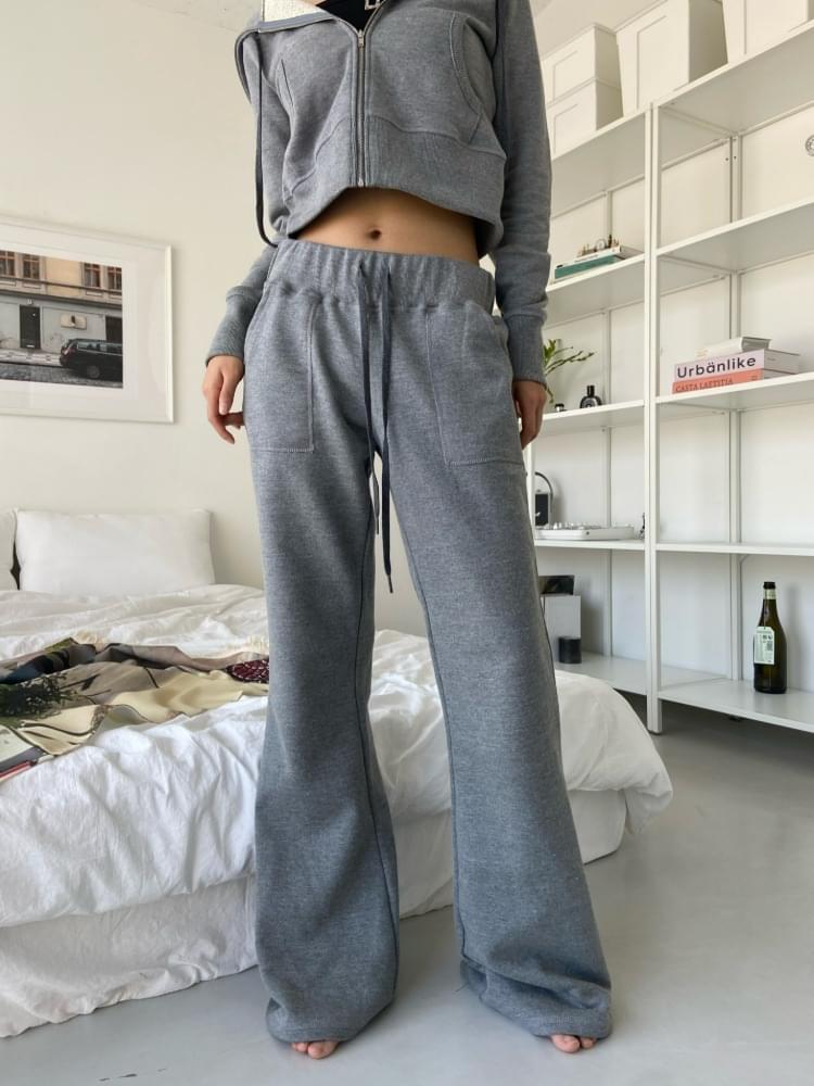 synerjyn - foaming stitch Flared training pants - Codibook.