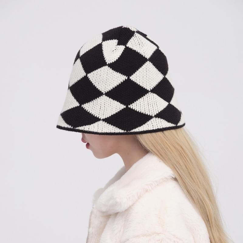 NONCODE - Kevin Argyle Knitwear Bucket Hat - Codibook.