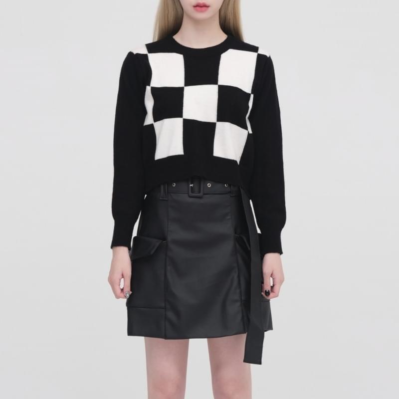 NONCODE - Cindy Checkerboard Crop Knitwear - Codibook.
