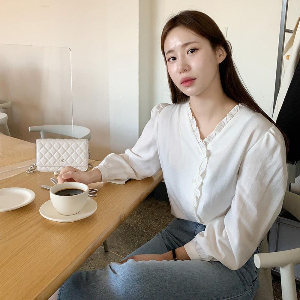 WONLOG - Amy Frill Blouse - Codibook.