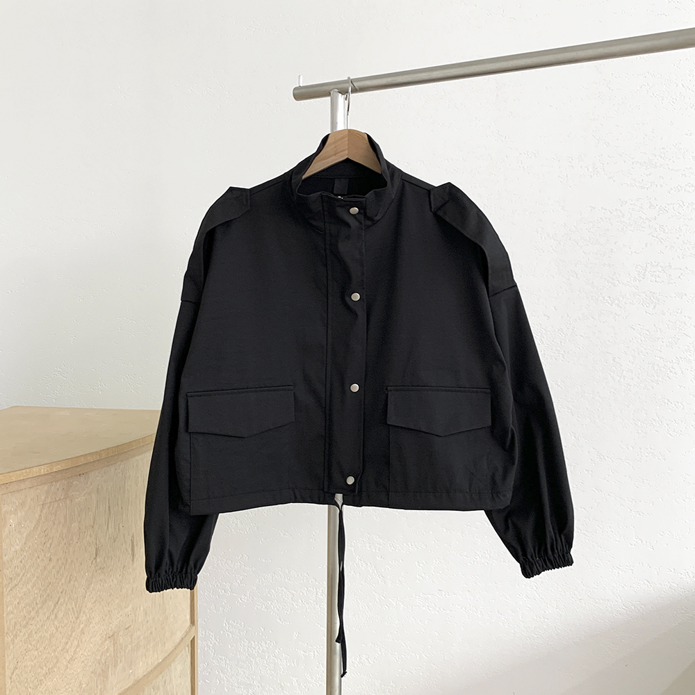 YURATIME - Lowell high-neck cropped short field jacket - Codibook.