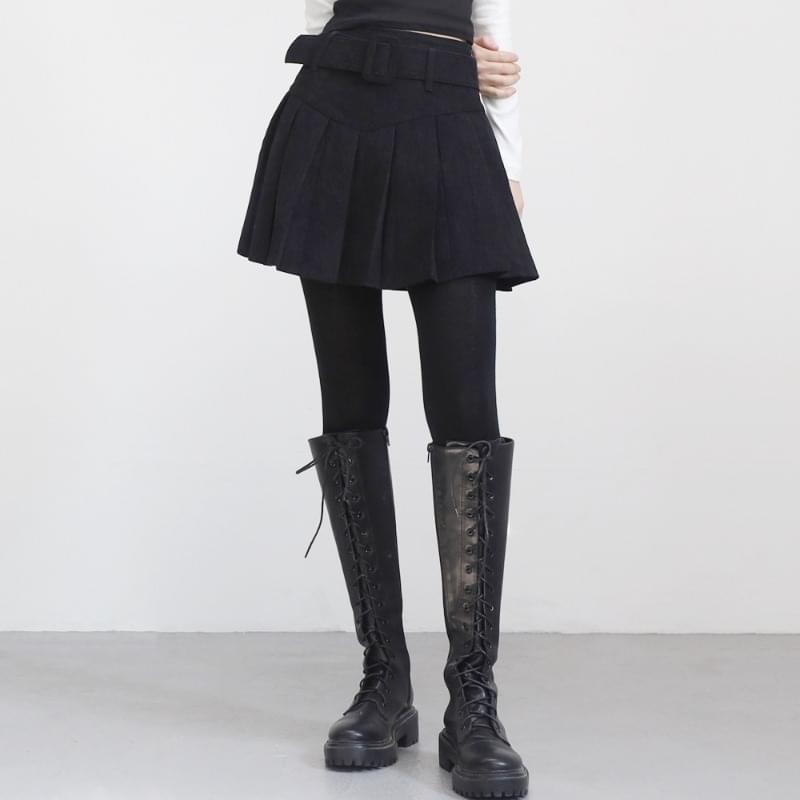 NONCODE - Doha corduroy pleated skirt - Codibook.