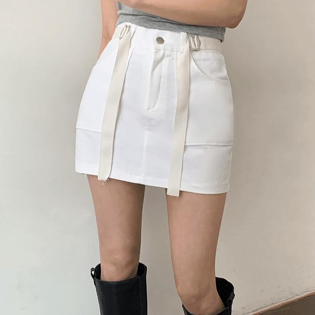 thepink - Liran back banding pocket strap mini skirt - Codibook. thepink - Liran back banding pocket strap mini skirt - Codibook.