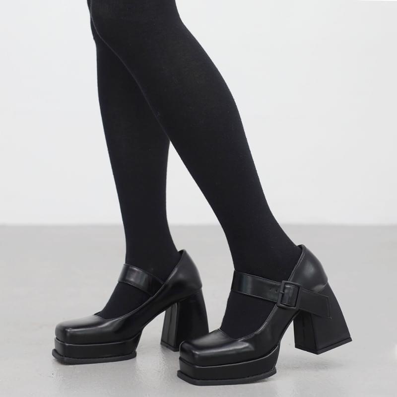 NONCODE - Lanne Mary Jane pumps heels - Codibook.