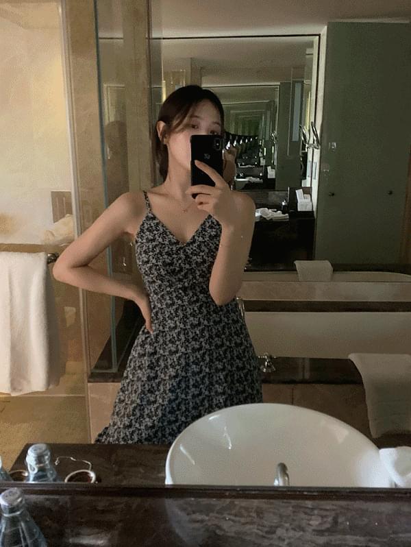 moodinslow - Heral Flower Mini Dress - Codibook.