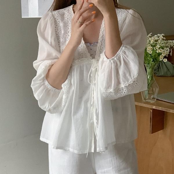 HEYLADY - bovian lace blouse - Codibook.