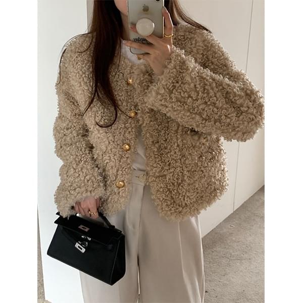 Dday Girl - Rika, fluffy gold button pocket fake fur jacket - Codibook.